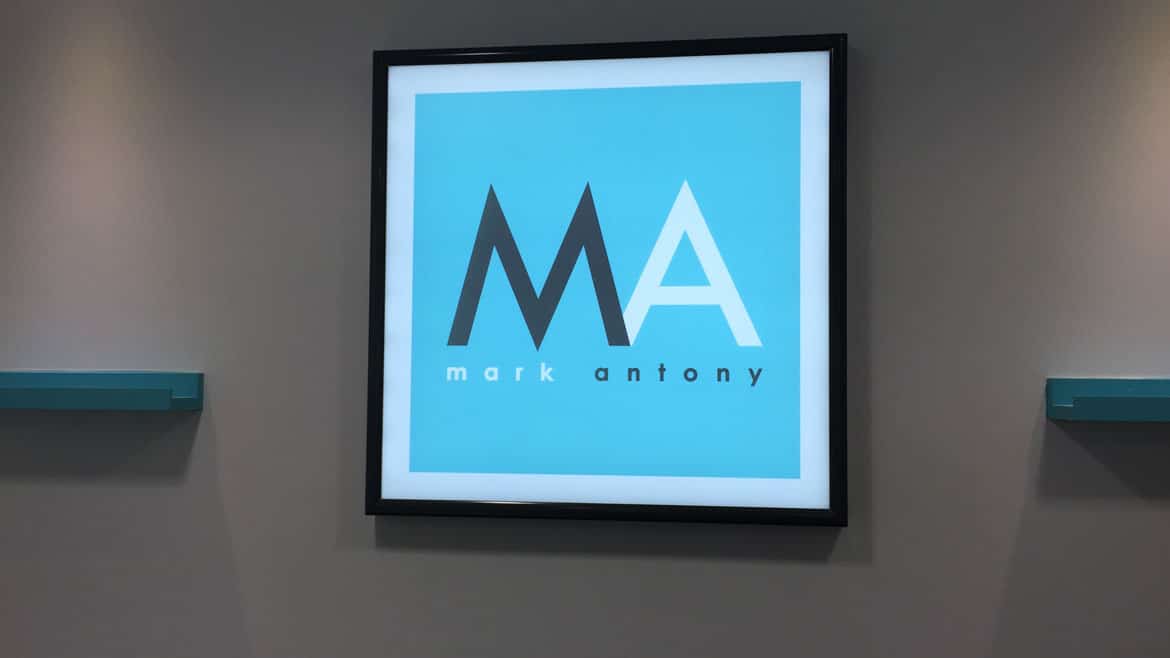 Snap Frame Lightbox | Apollo LED Light Box - W&Co