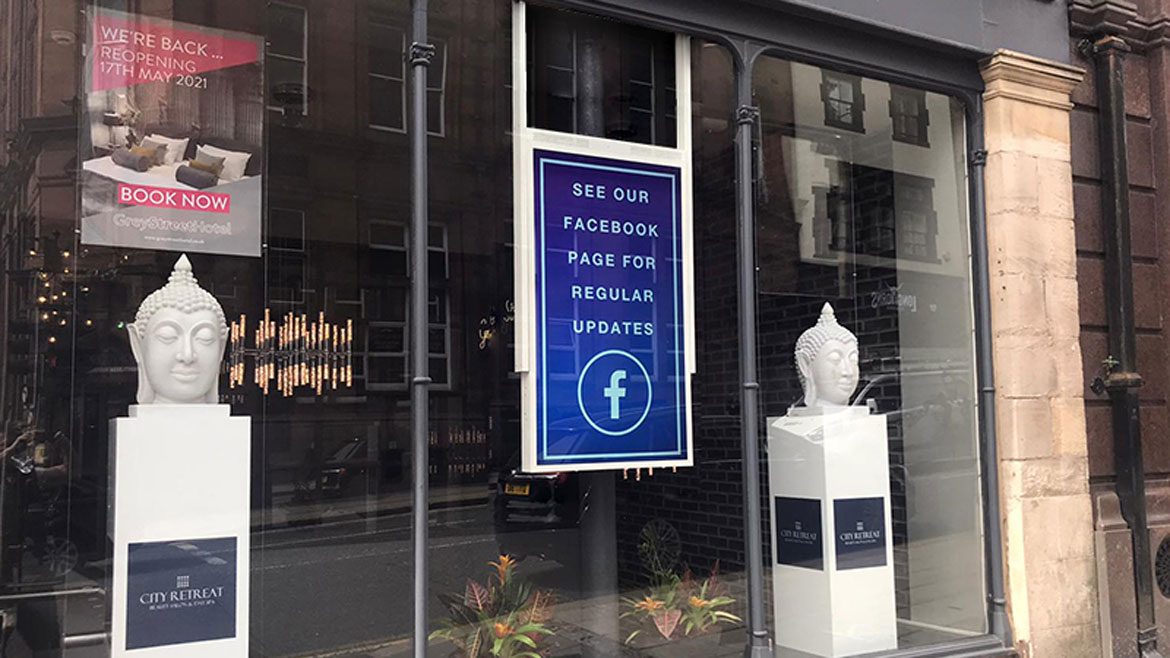 Ultra High Brightness Double-Sided Digital Window Display